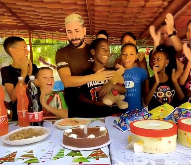 Actor cubano Alejandro Cuervo sorprende a un niño sin amparo filial